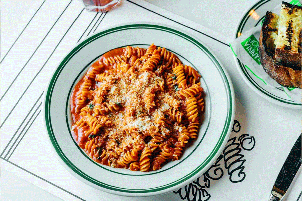 Jon and Vinny's Spicy Fusilli Recipe: A Delicious Twist - El Genio del Shawarma